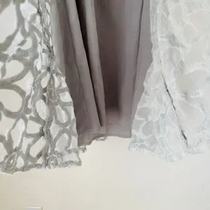 Ivy City Co | Dresses | Ivy City Dress Women L Gray Floral Smocked Midi ...